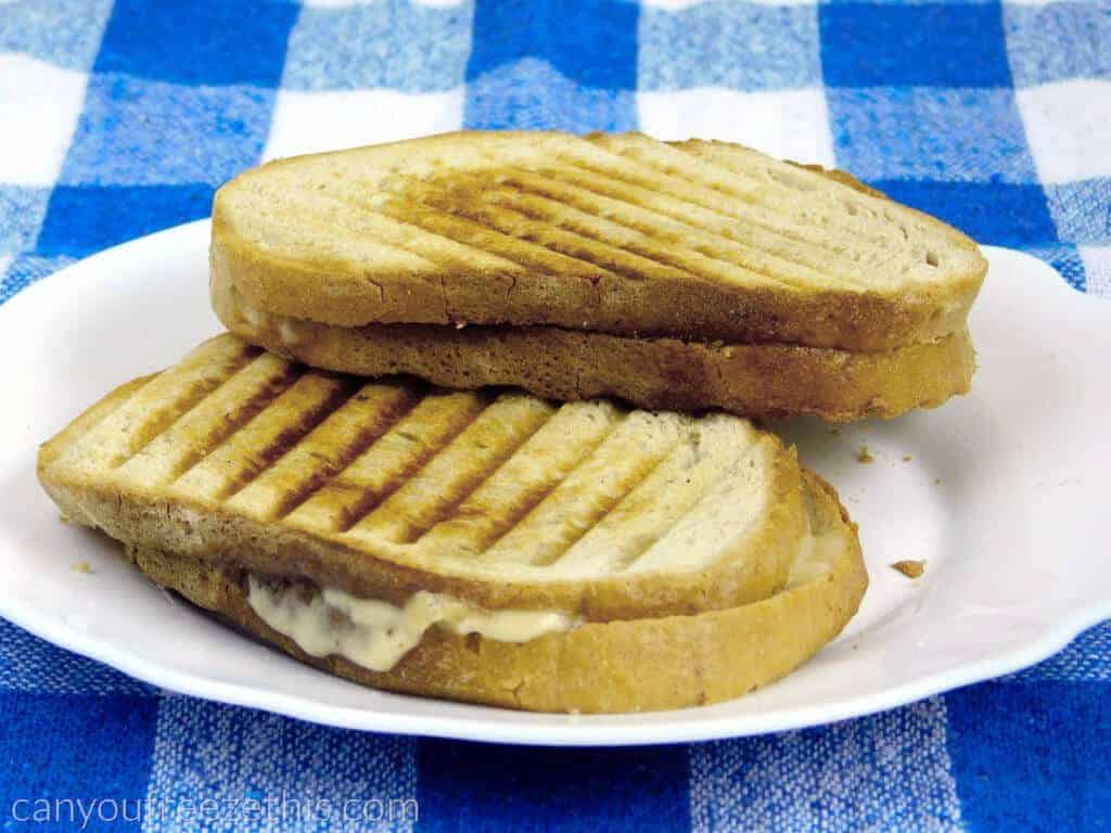 How To Freeze and Defrost Bread (Hint: It's Simple) - Can You Freeze This?